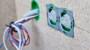 Safety Alert: Resolving Hot and Neutral Reversed Wiring Without Hazards ...